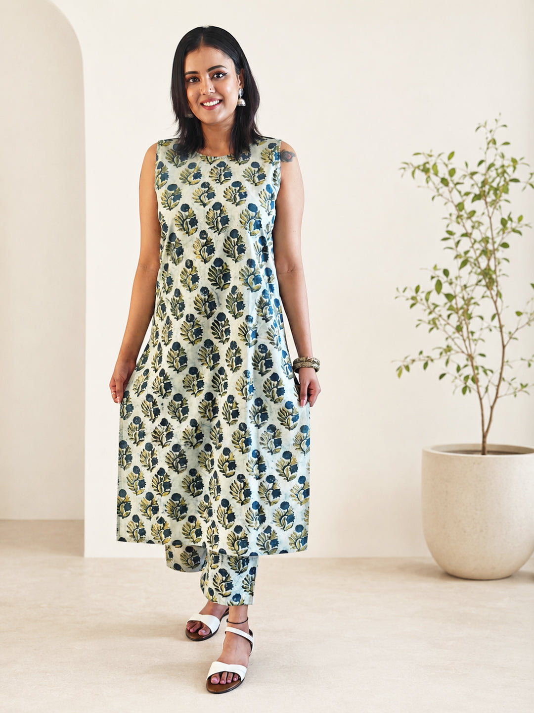 Harini Vanaspati Hand Block Printed Pure Cotton Straight Fit Coord Set ...